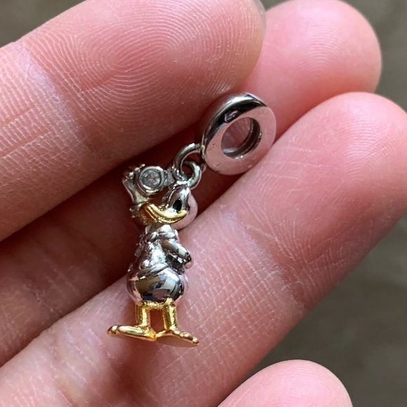 Jewelry | Nwot Disney 10th Anniversary Donald Duck Diamond Dangle Charm ...